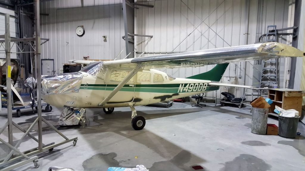 Cessna 206 Paint and Restoration – Upper Valley Aviation
