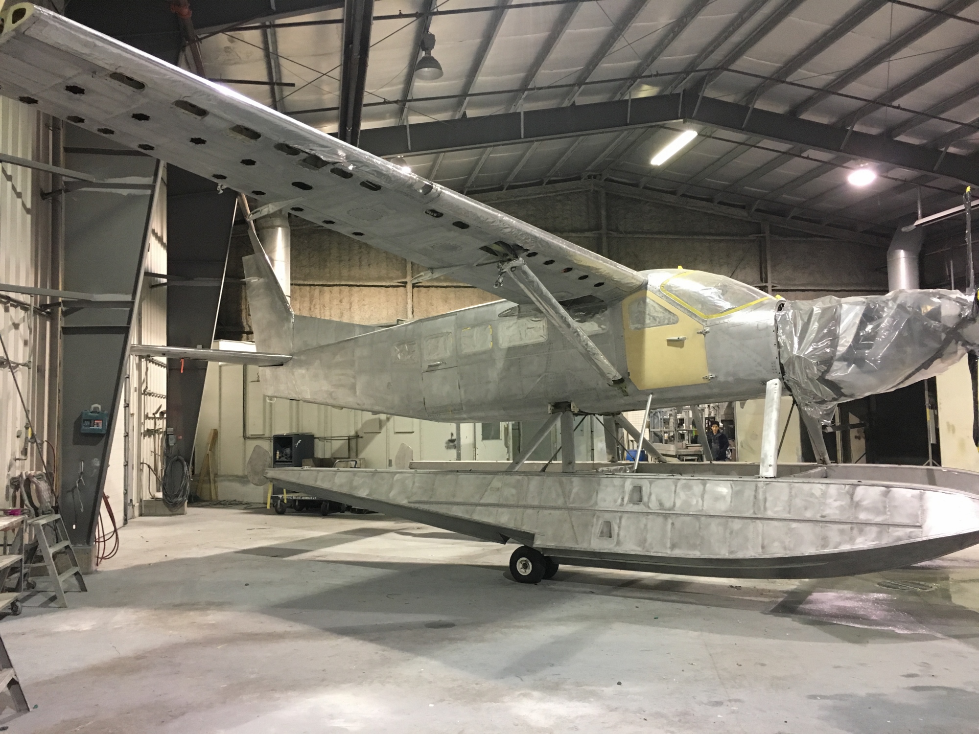 Cessna 208 Caravan Paint – Upper Valley Aviation